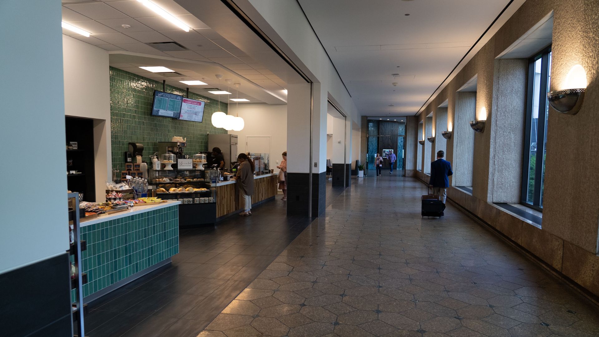 Amenities - OneAmerica Tower | Indianapolis, IN